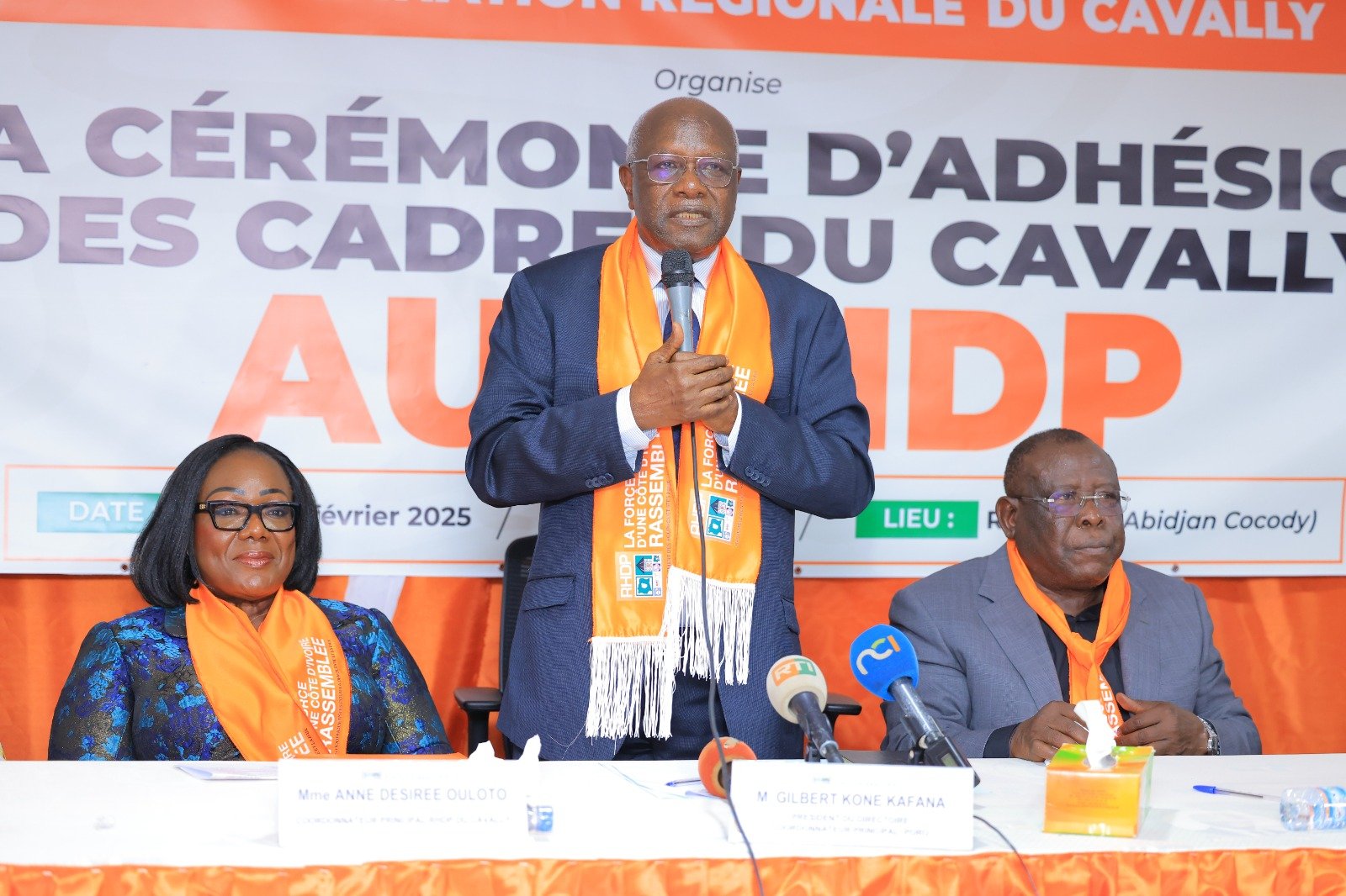 Accueil de plus de 1000 nouveaux militants de l’opposition au RHDP Cavally : Gilbert Kafana Koné ...